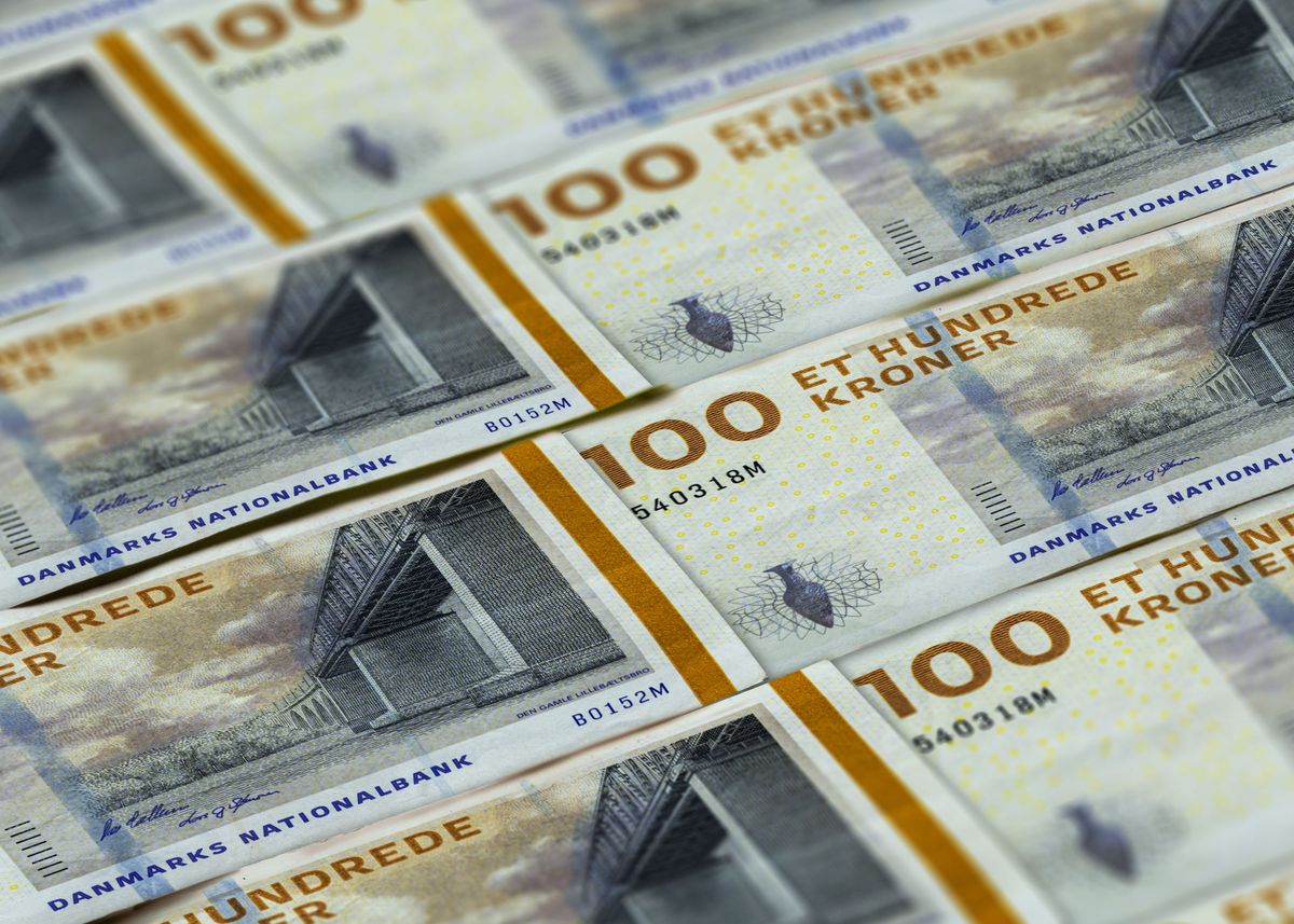 100 Danish Krone