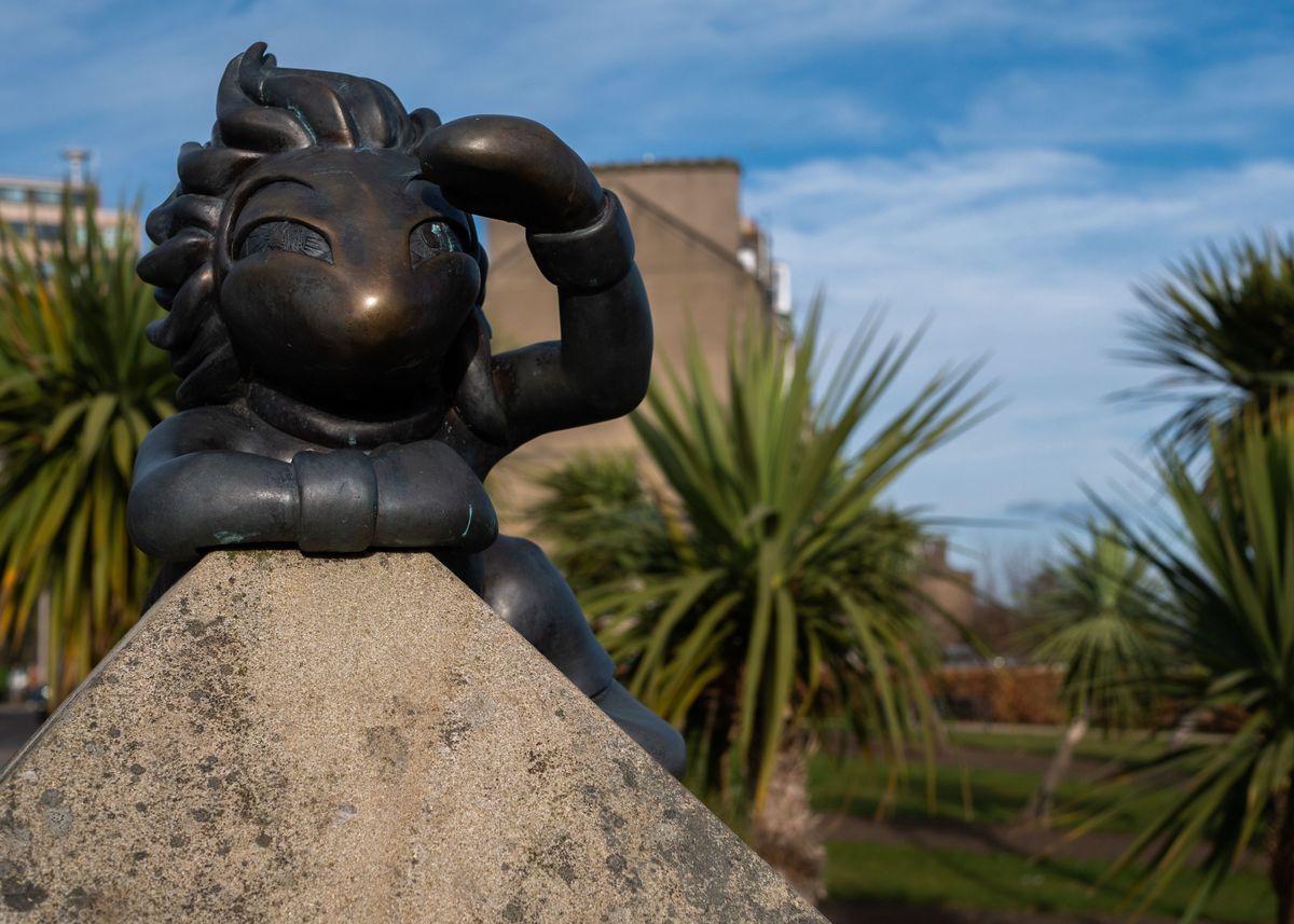 'Lemmings Statue ' Poster, picture, metal print, paint by Helmholtz ...