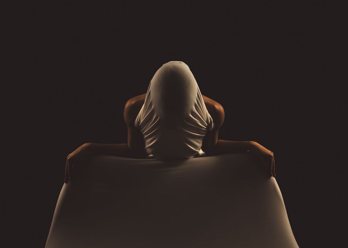 'The faceless dancer' Poster, picture, metal print, paint by Guy Vago | Displate