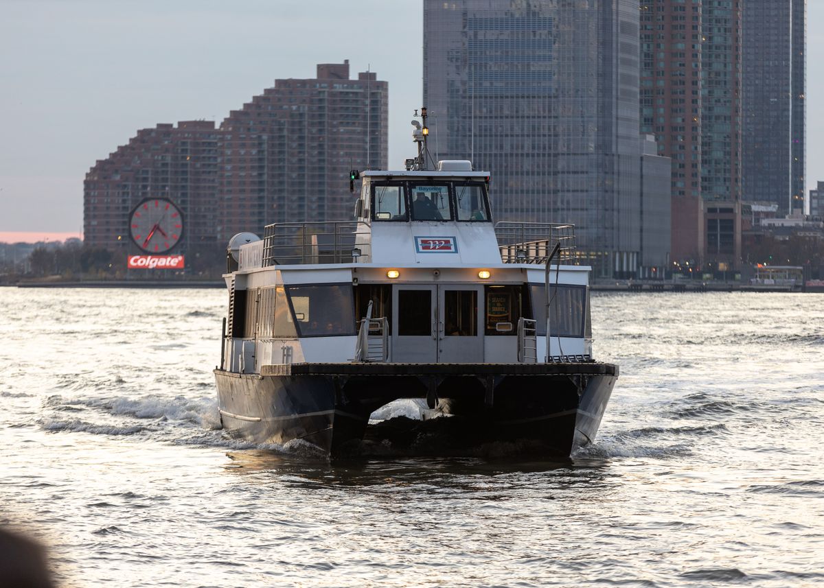 'NYC 6' Poster, picture, metal print, paint by Jacob Harter | Displate