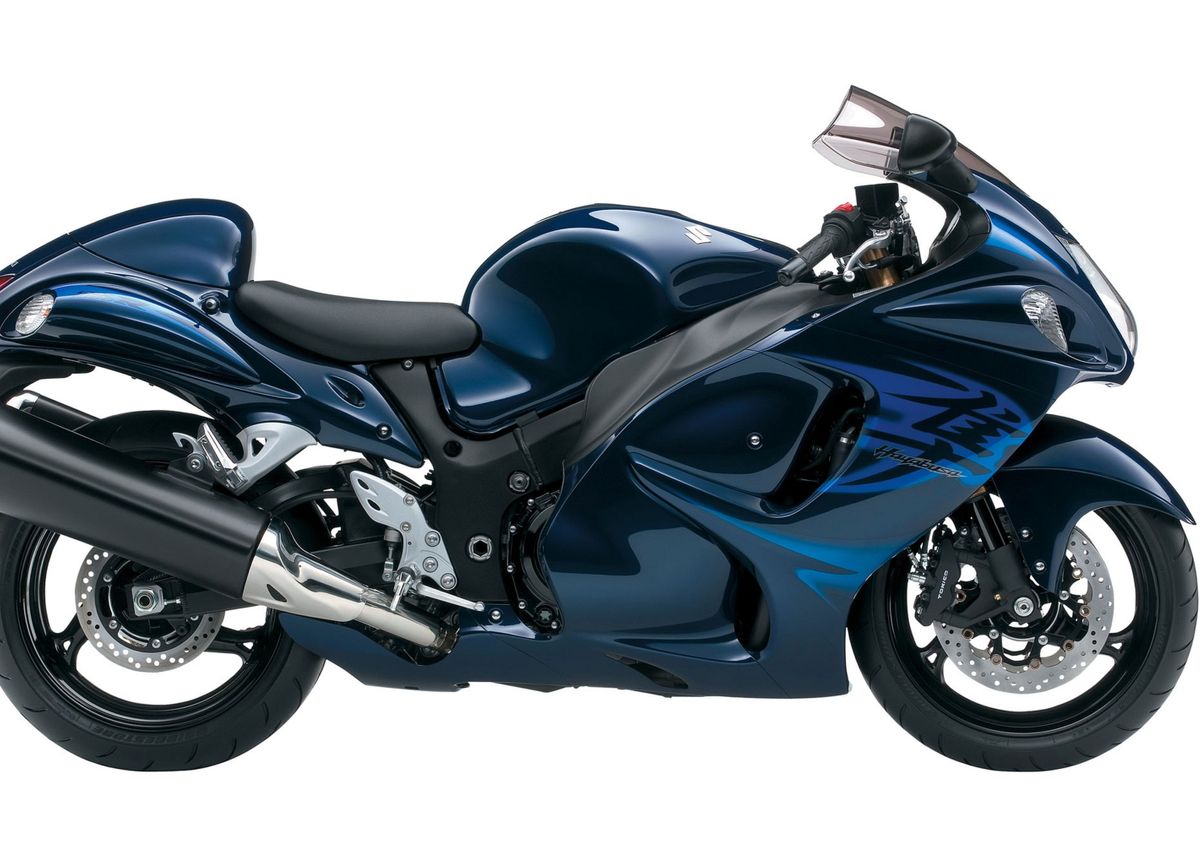 'Suzuki Hayabusa' Poster, picture, metal print, paint by Sam Gong ...