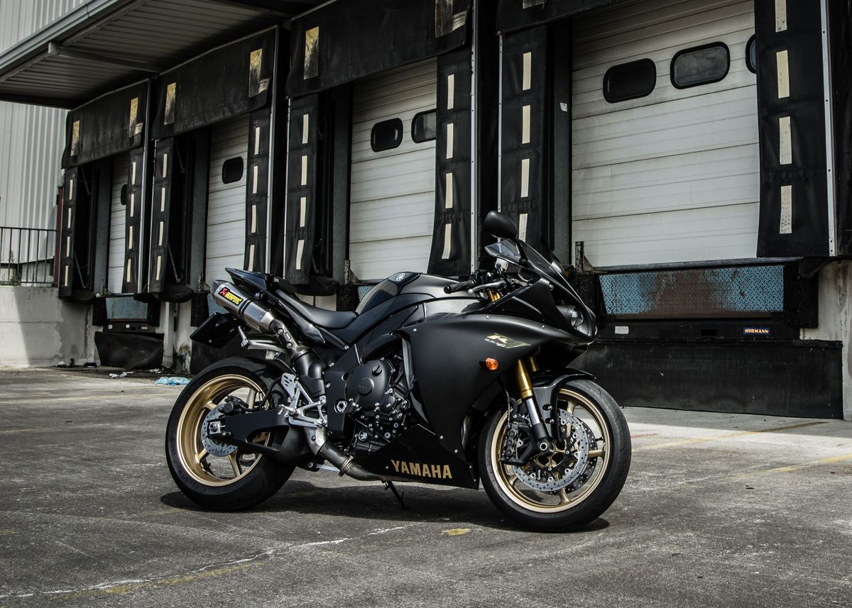 'Yamaha YZF R1 R6 R7' Poster, picture, metal print, paint by Motorsport ...