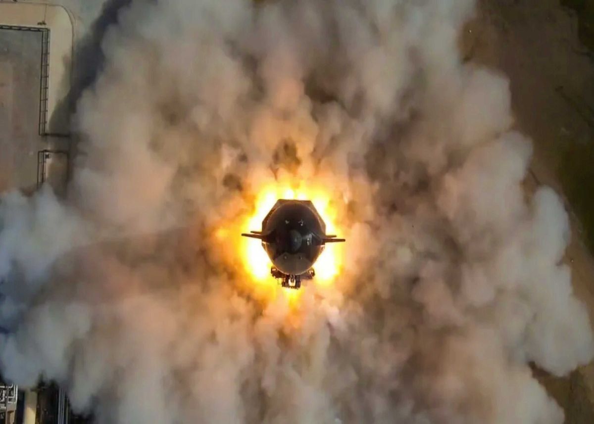 'Starship Launch' Poster, picture, metal print, paint by Space ...