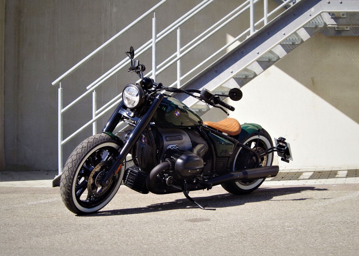 'BMW R18 Custom' Poster, picture, metal print, paint by Monster Car ...