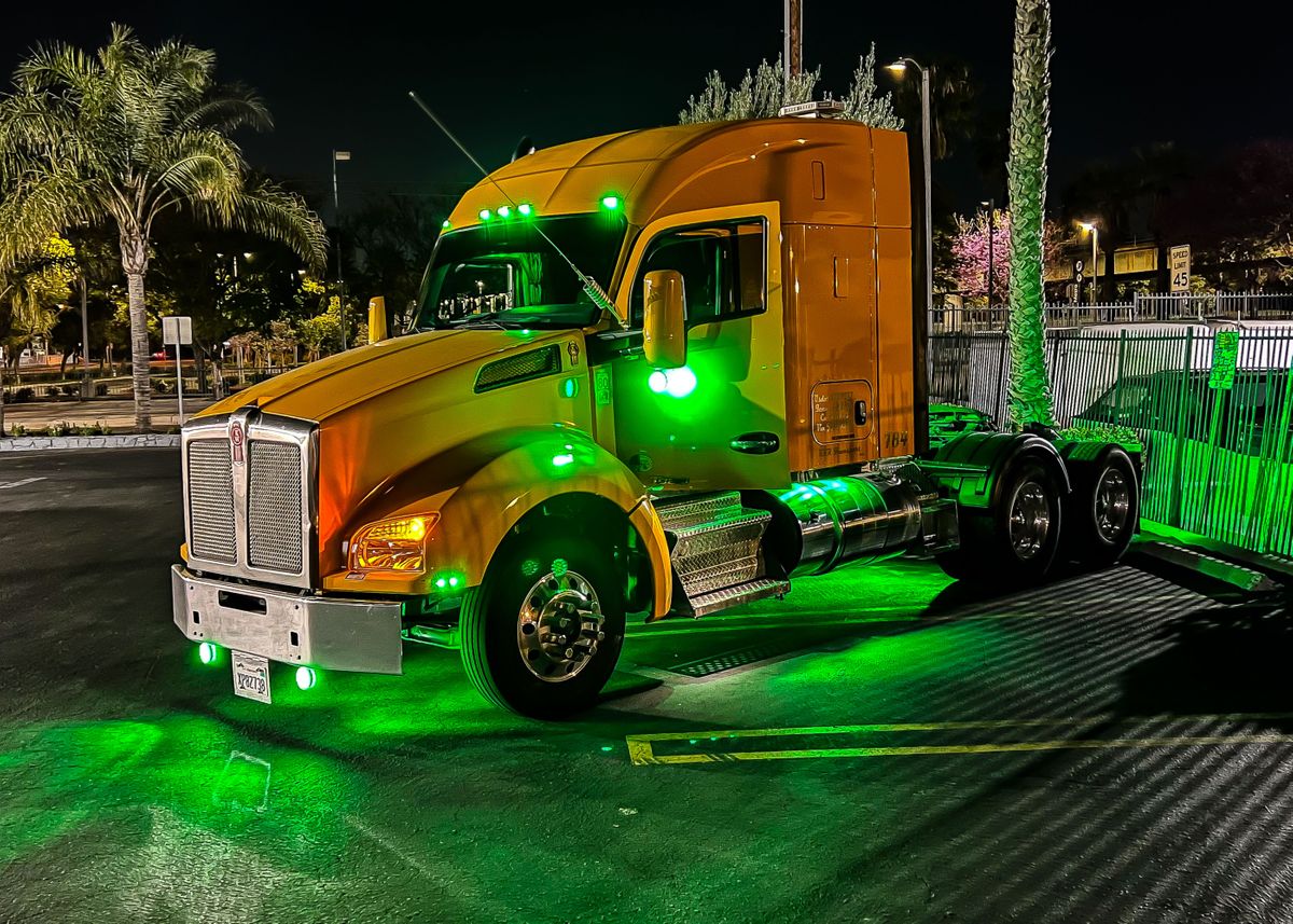'Kenworth T660' Poster, picture, metal print, paint by Monster Car ...