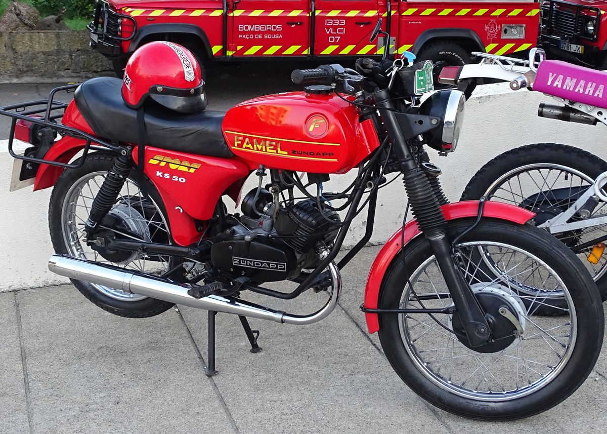 'Red Zuendapp Famel KS 50' Poster, picture, metal print, paint by ...