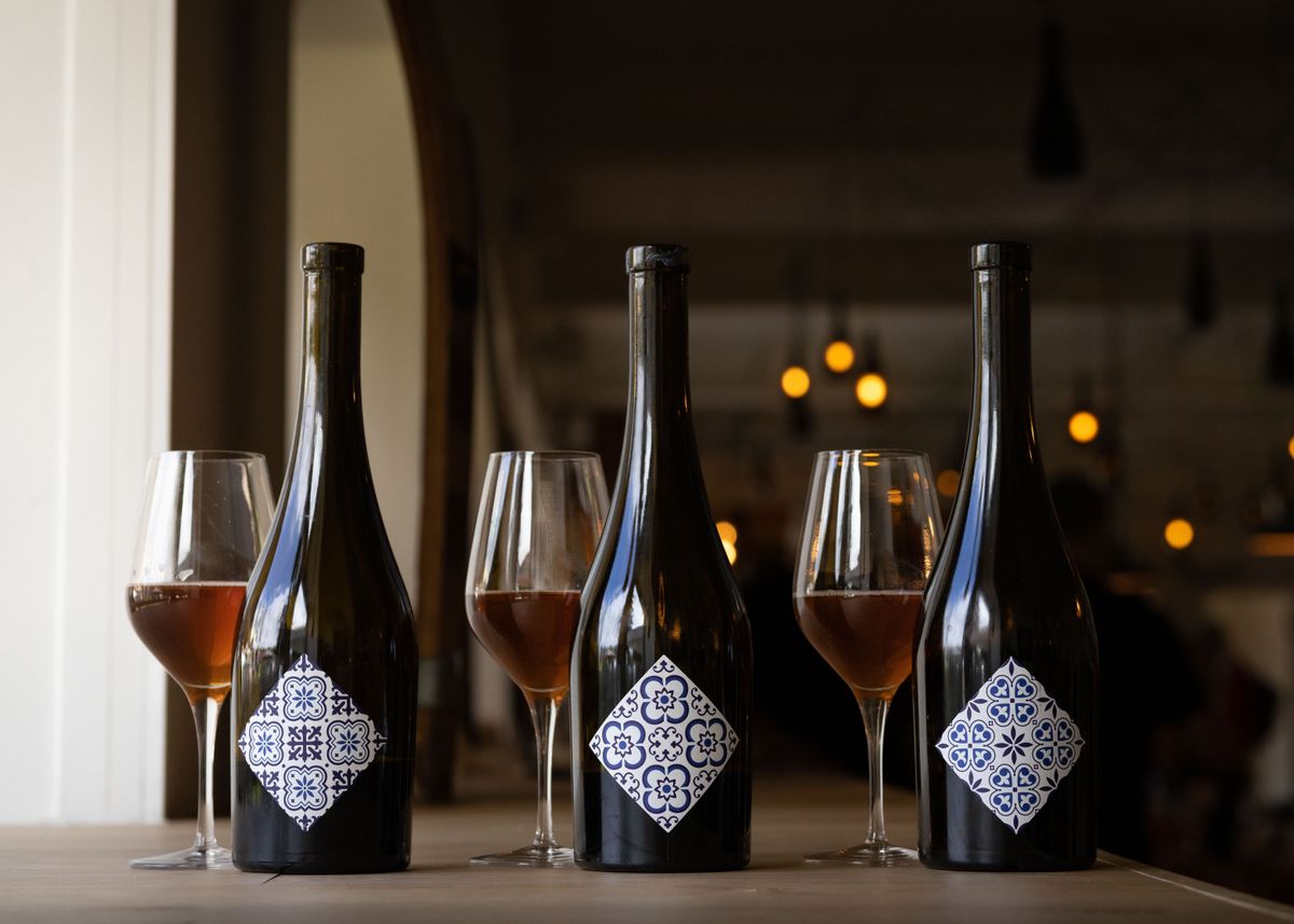 '3F' Poster, picture, metal print, paint by Eparizot | Displate