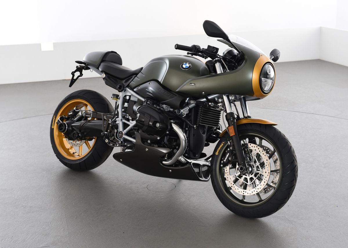 'BMW R NineT' Poster, picture, metal print, paint by Janet Clements ...