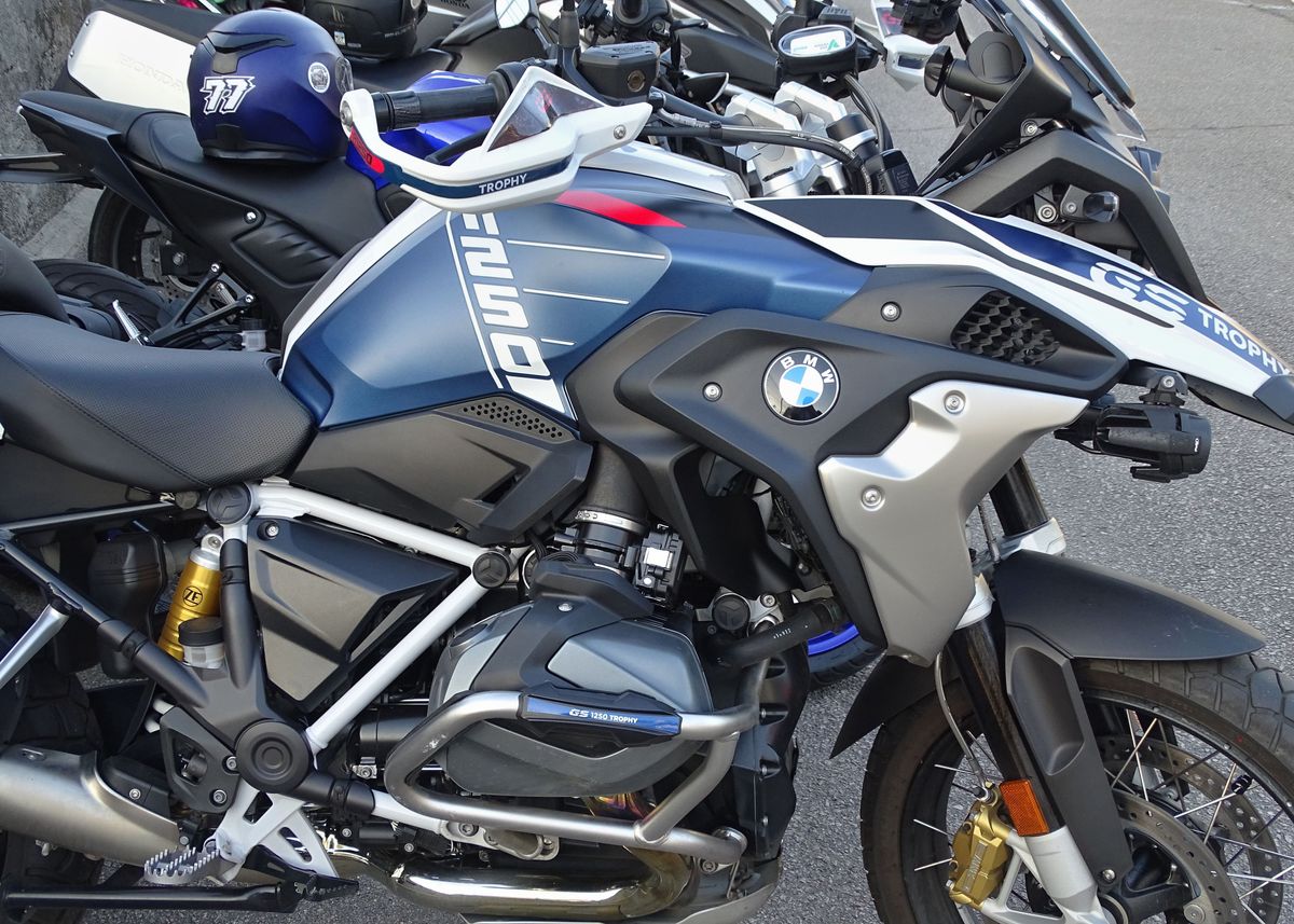 'BMW GS 1250 Trophy 02' Poster, picture, metal print, paint by ...