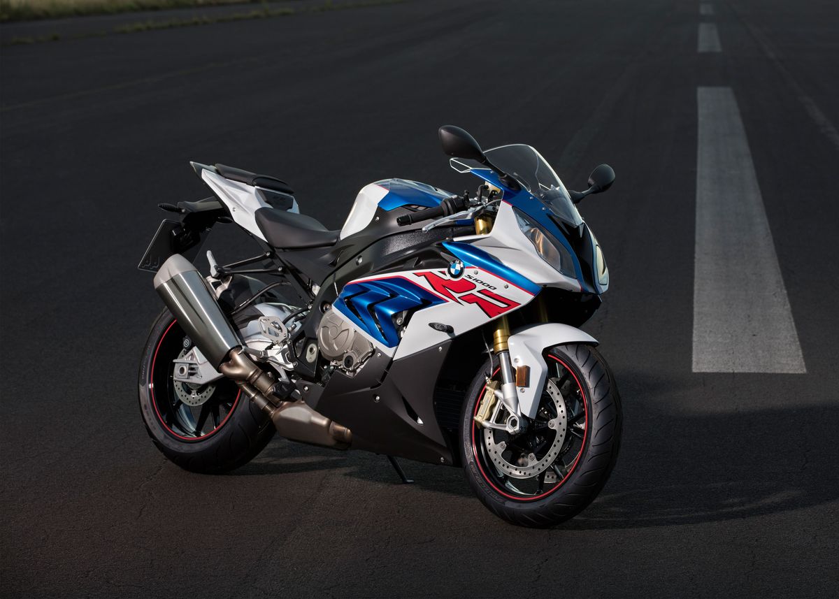 'BMW S1000RR' Poster, picture, metal print, paint by Janet Clements ...