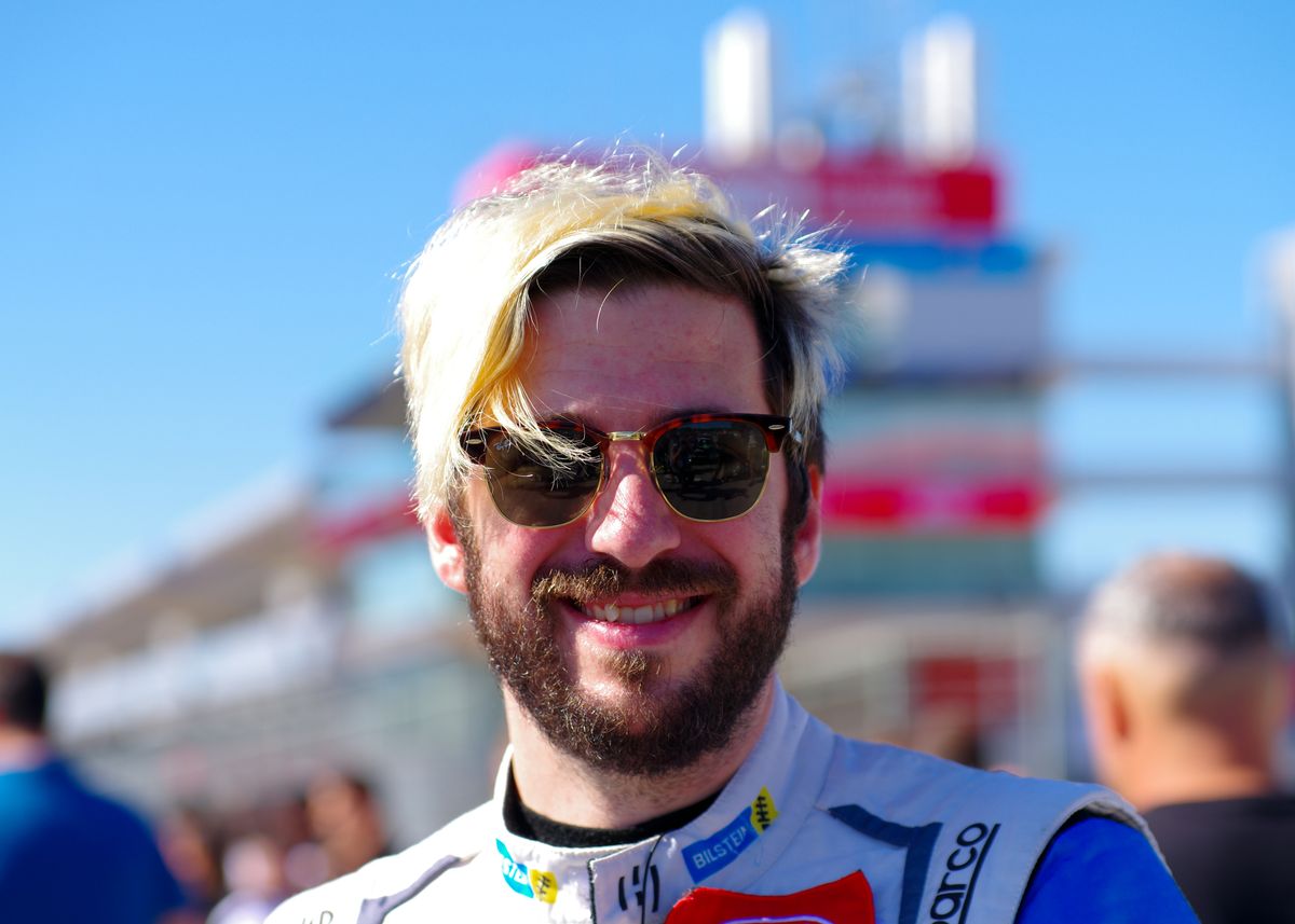 'Jimmy Broadbent 24H Barcelona SimRacer' Poster, picture, metal print ...