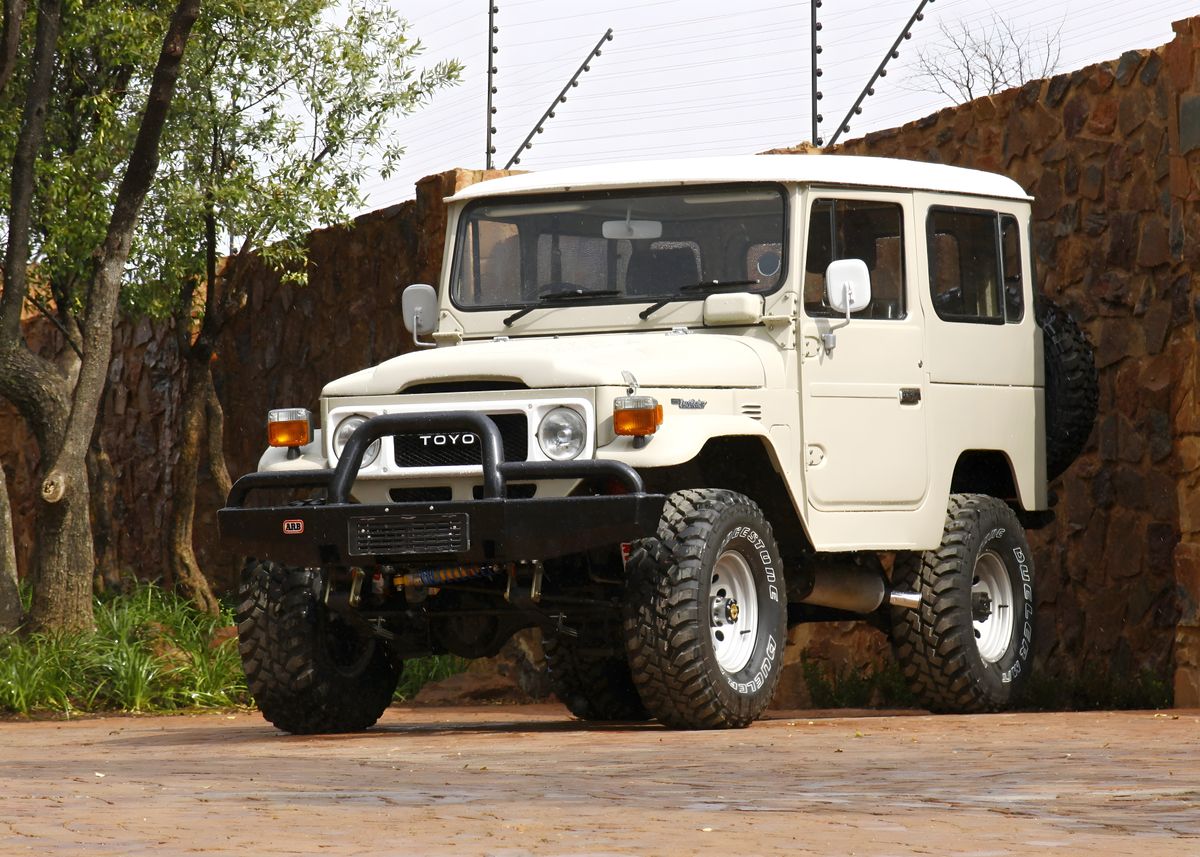 'Toyota Land Cruiser' Poster, picture, metal print, paint by Bondo Art ...