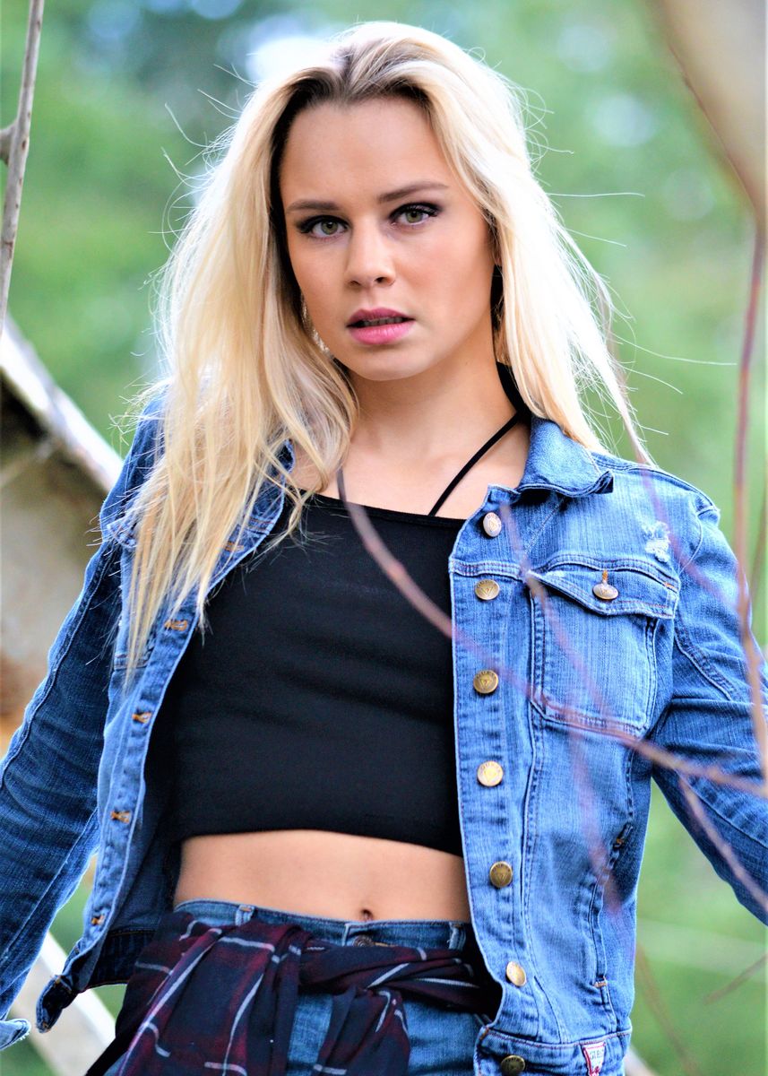 'McKenna ' Poster, picture, metal print, paint by Ken Twyman | Displate