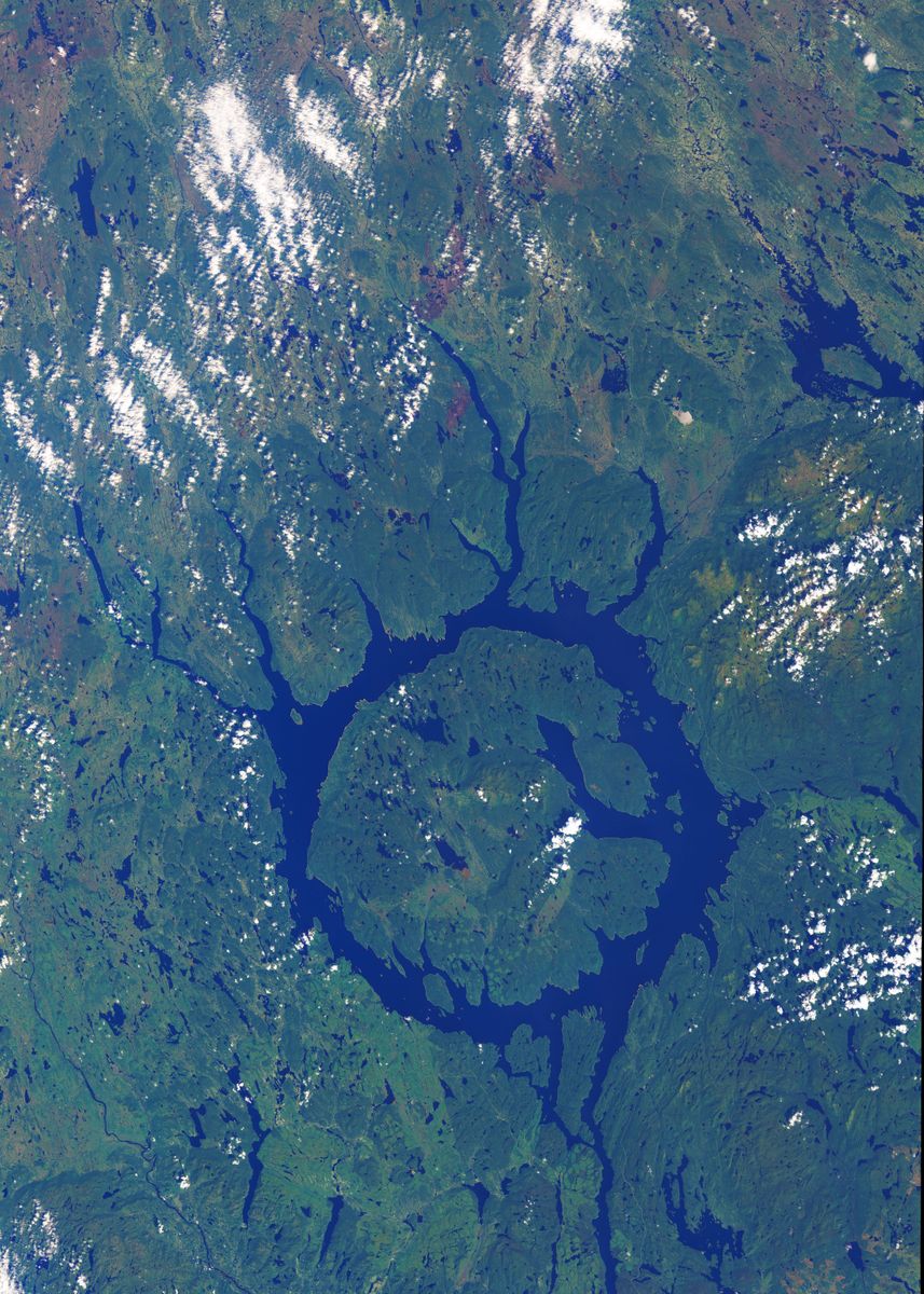 'Lac Manicouagan in summer' Poster, picture, metal print, paint by ...