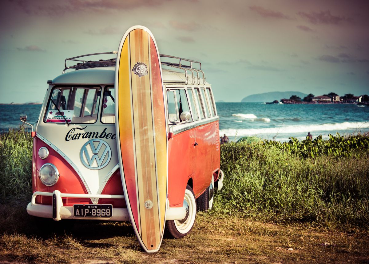 'Surf van' Poster by Helinton Andruchechen | Displate