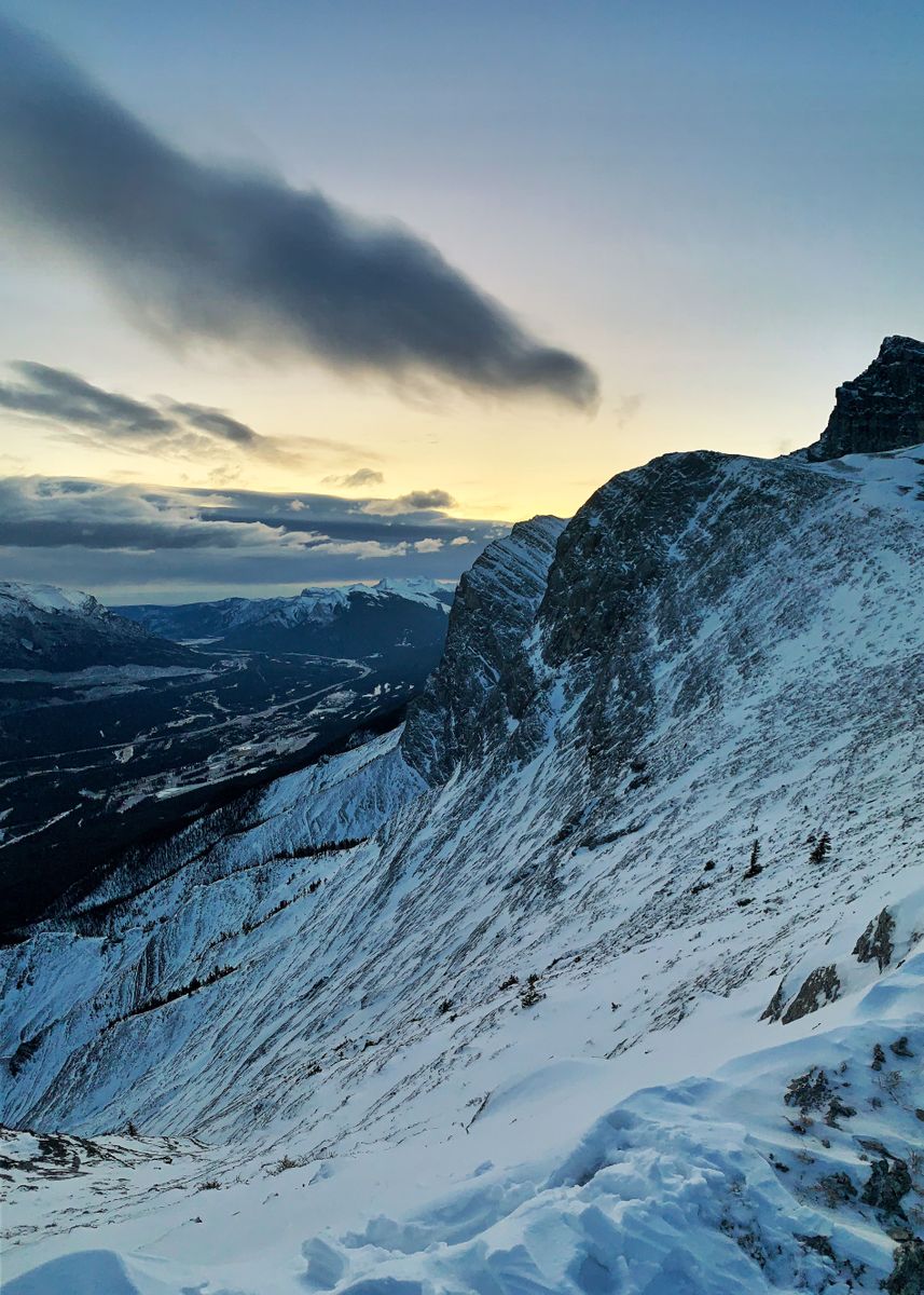 'Ha Ling Sunrise' Poster, picture, metal print, paint by Matthew Vidal | Displate