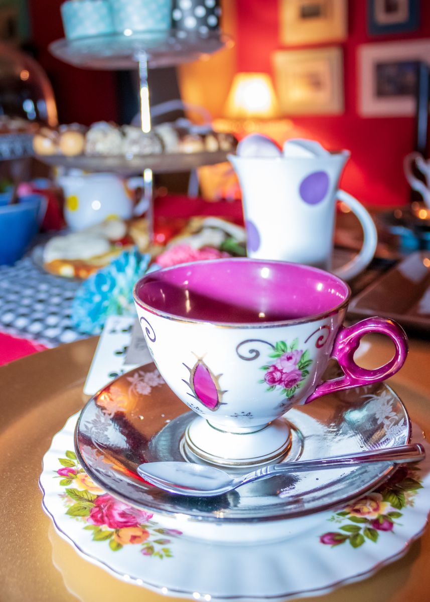 'Teacup ' Poster, picture, metal print, paint by Ava Peattie | Displate