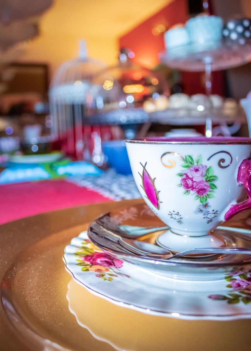 'Teacup ' Poster, picture, metal print, paint by Ava Peattie | Displate