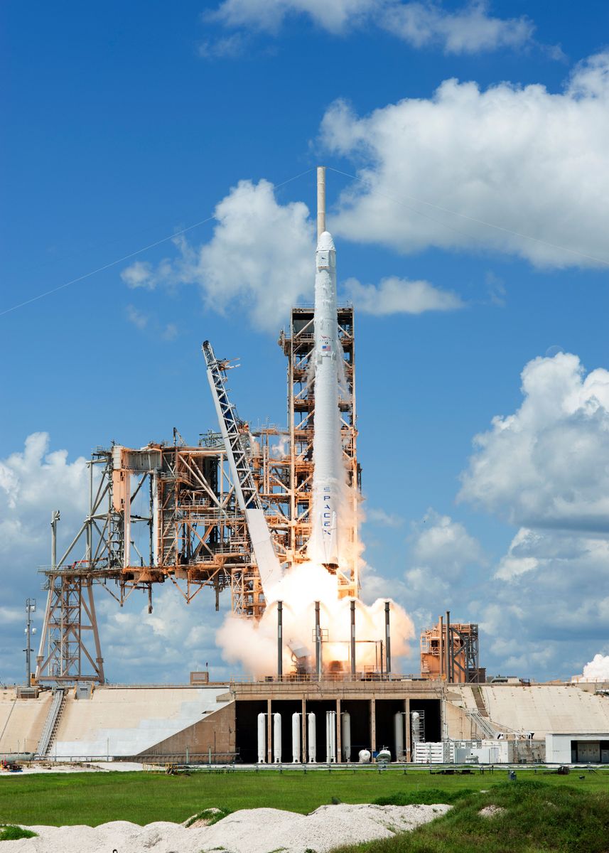 'Falcon 9' Poster, picture, metal print, paint by Conceptual ...