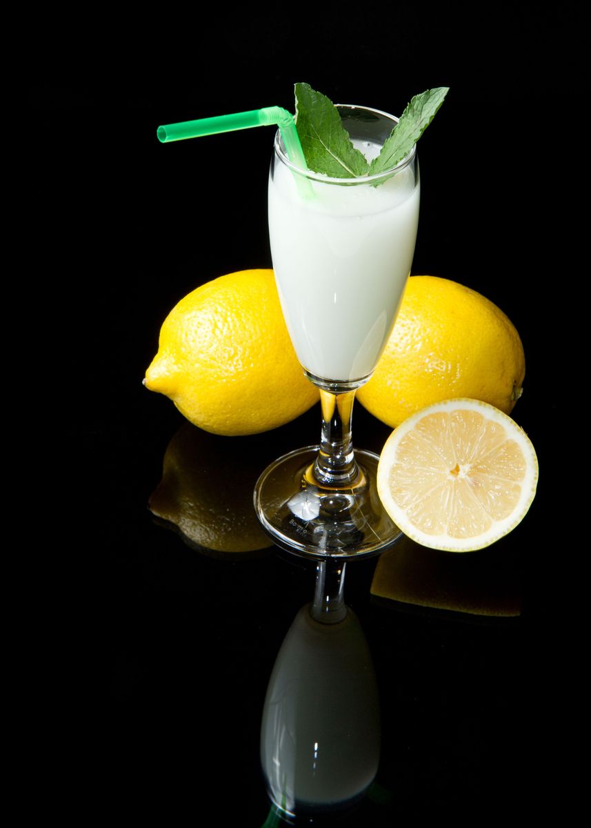 'Lemon cocktail' Poster by Luca Santilli | Displate