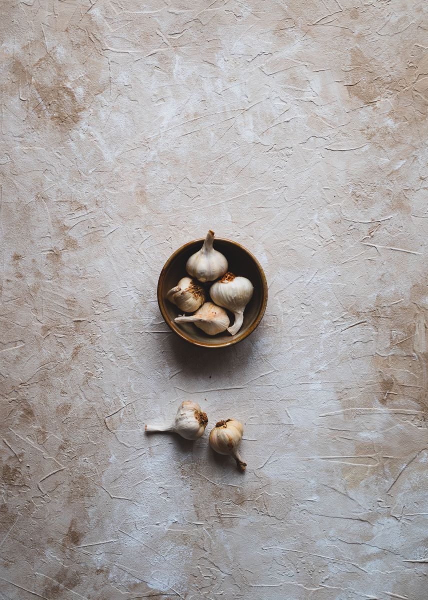 'Garlic' Poster, picture, metal print, paint by Malwina Lewinska | Displate