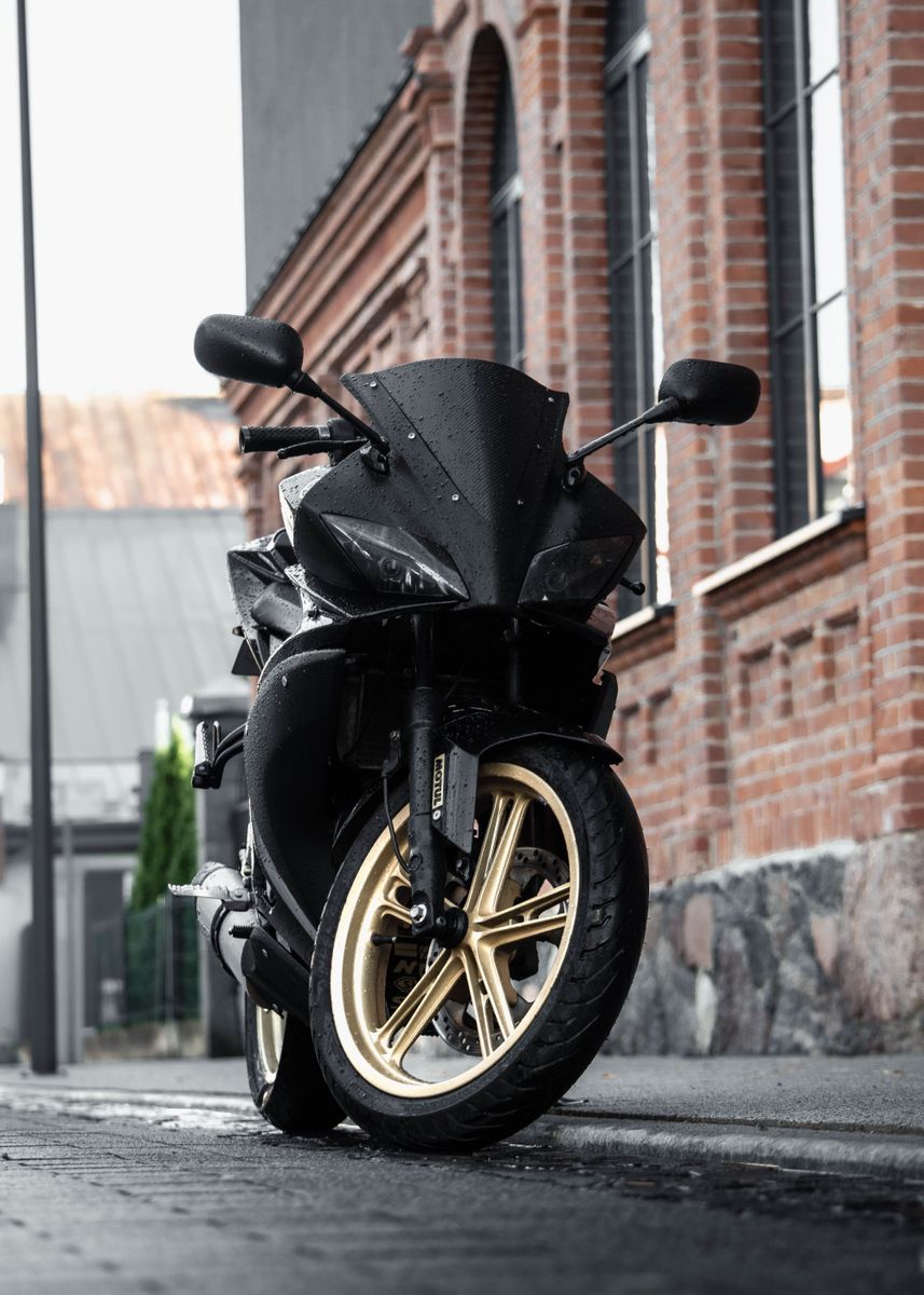 'Yamaha R15' Poster, picture, metal print, paint by Sam Gong | Displate