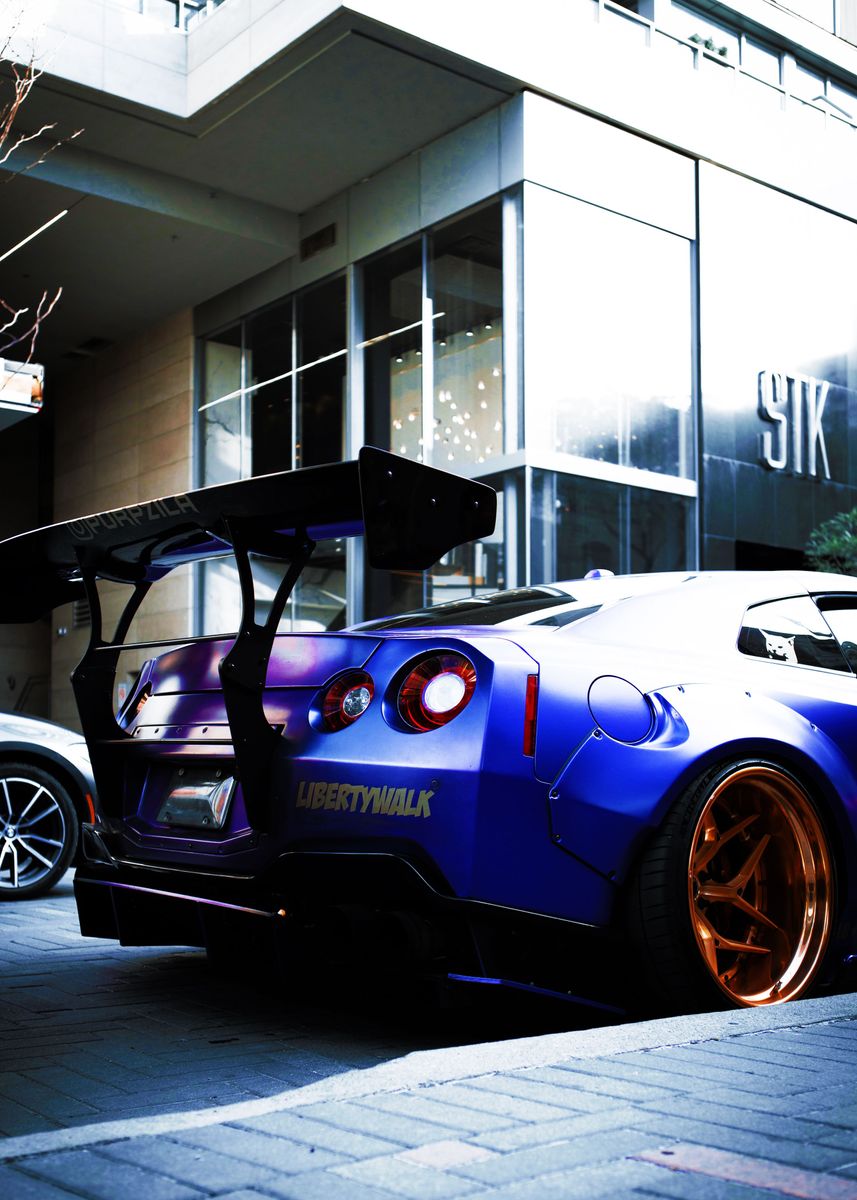 'Nissan GTR R35' Poster, picture, metal print, paint by Robert Monroy ...