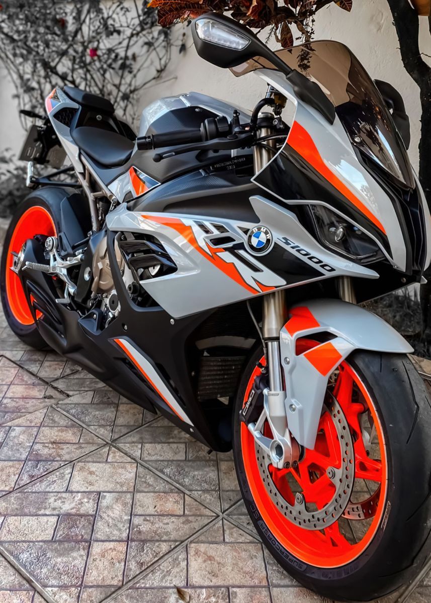 'BMW Motors' Poster, picture, metal print, paint by vibes design | Displate