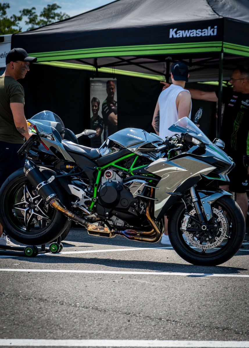 'Kawasaki Ninja H2' Poster, picture, metal print, paint by Nils Plaha ...