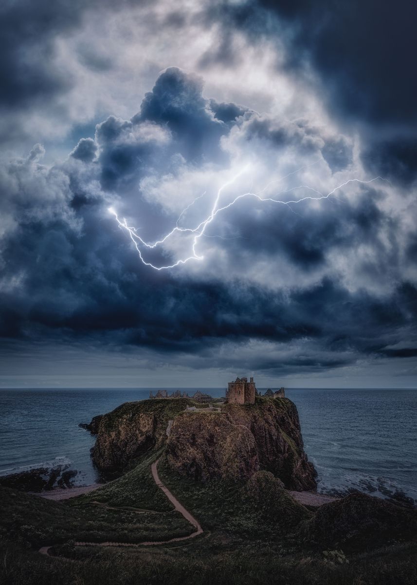 'Dunnottar Castle Scotland' Poster, picture, metal print, paint by ...