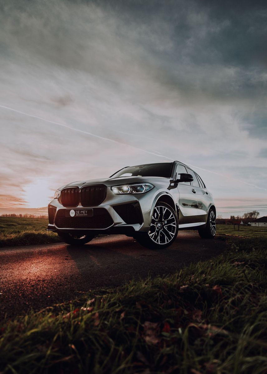 'BMW X5 ' Poster, picture, metal print, paint by To Giyanto | Displate