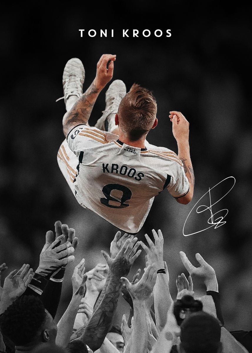 'Toni Kroos' Poster, picture, metal print, paint by Daisy Donna | Displate